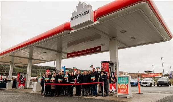 Les Canadiens peuvent faire le plein de nouvelles aventures avec Petro ...